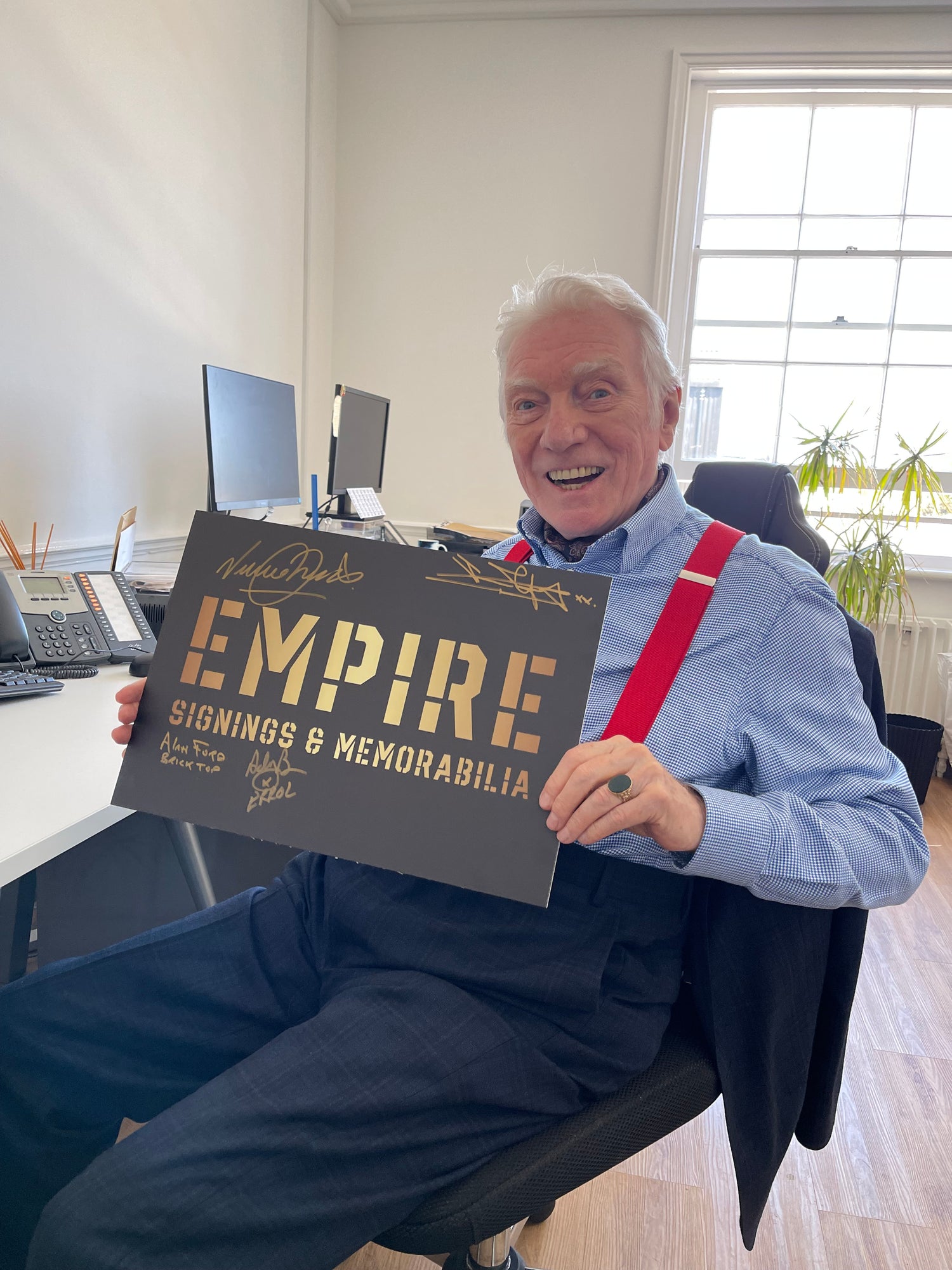 Alan Ford Signed Snatch 11” x 14” With “Nemesis” Quote - Beckett Authe ...